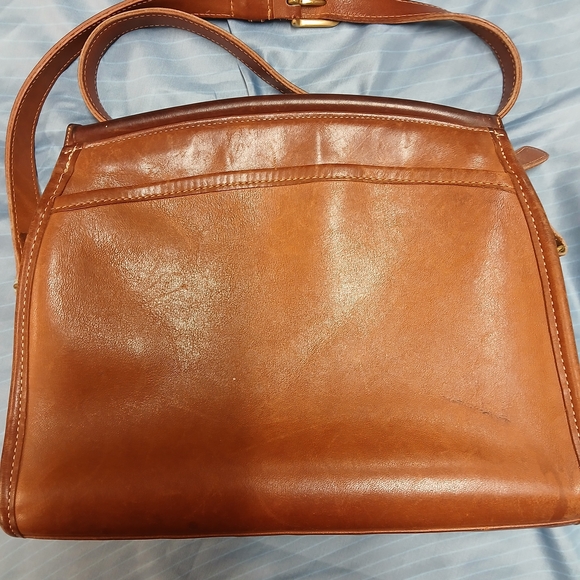 Coach | Bags | Coach British Tan Taylor Crossbody Bag 337 | Poshmark